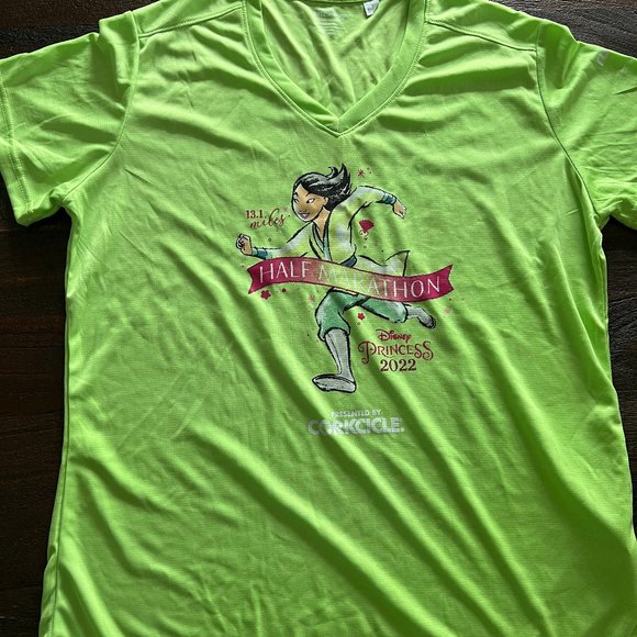 runDisney | Tops | Rundisney Half Marathon Shirt 222 Phm Womens Xl ...
